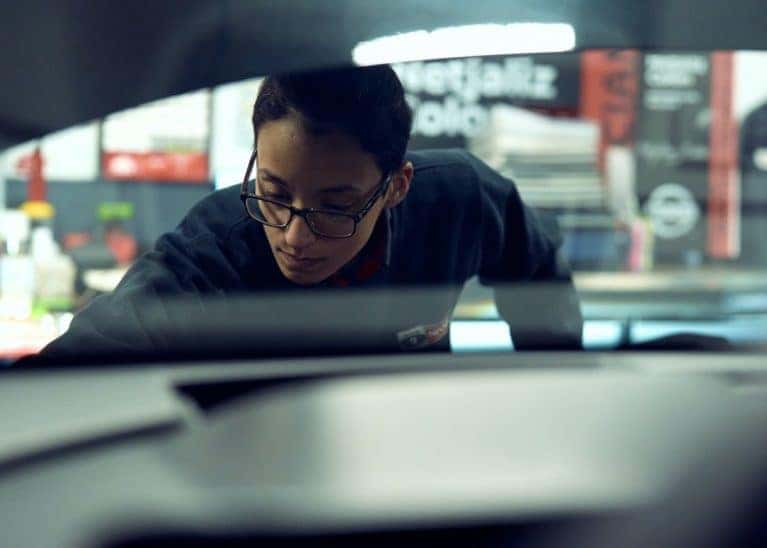 Nelly Colon Earns The Title of Certified Master Technician For Nissan ...